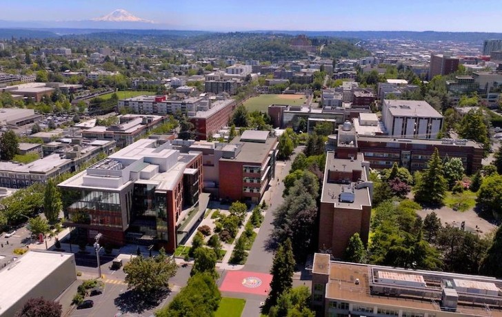 Redhawks Soar in ‘Battle for Seattle’ | 2024 | News & Stories | Seattle ...