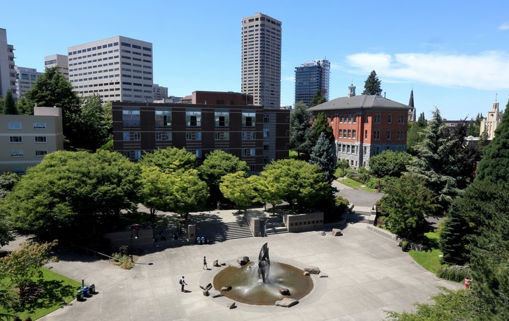 The Seattle Times: Roundglass India Center Included in the 'God Gap ...